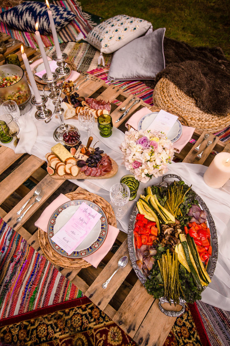 Bohemian Style Summer Dinner Party Inspiration \ Boho Glam Dinner