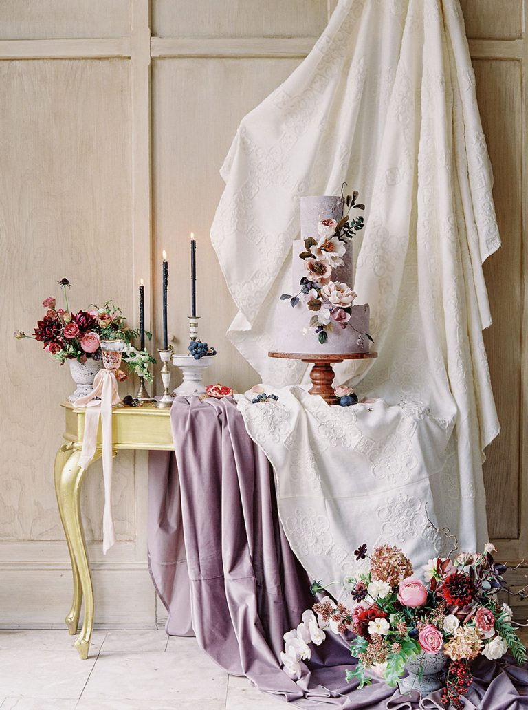 5 Incredible Wedding Cake Table Designs - Lustre Theory
